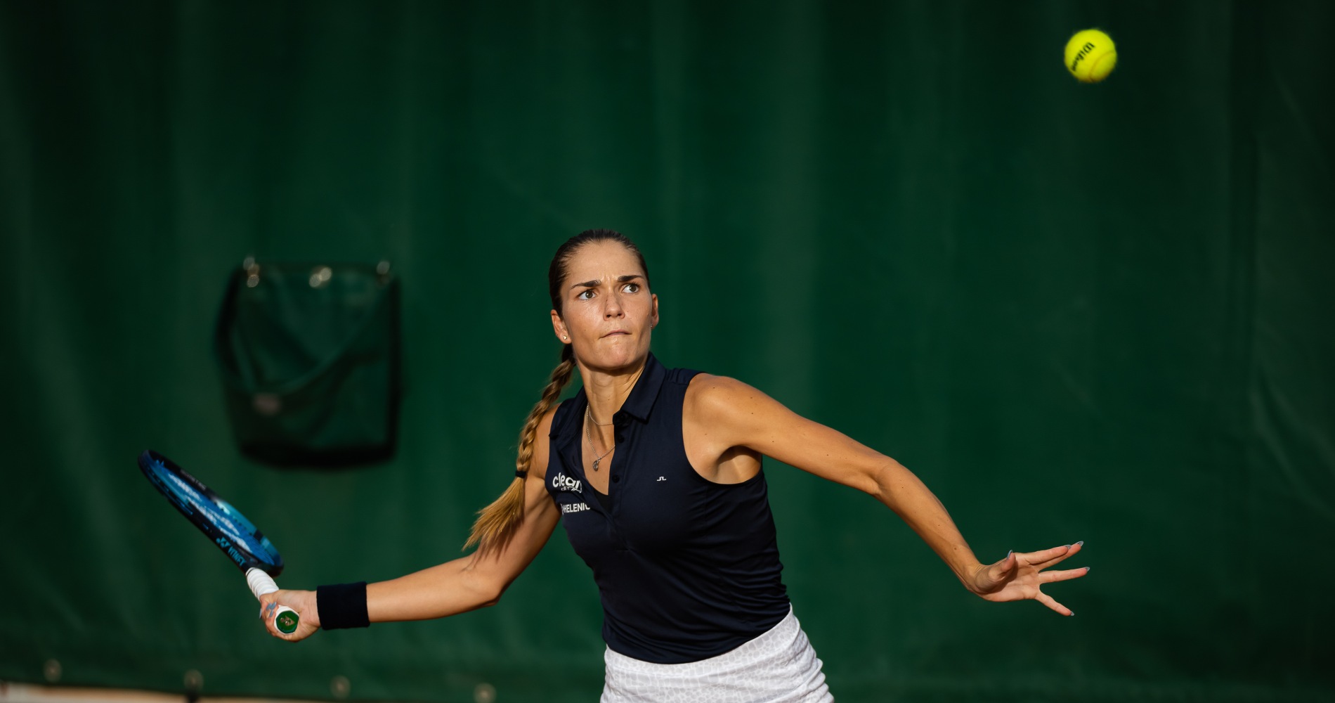 Tennis: Bjorklund wins third three-setter in a row to reach semi-finals