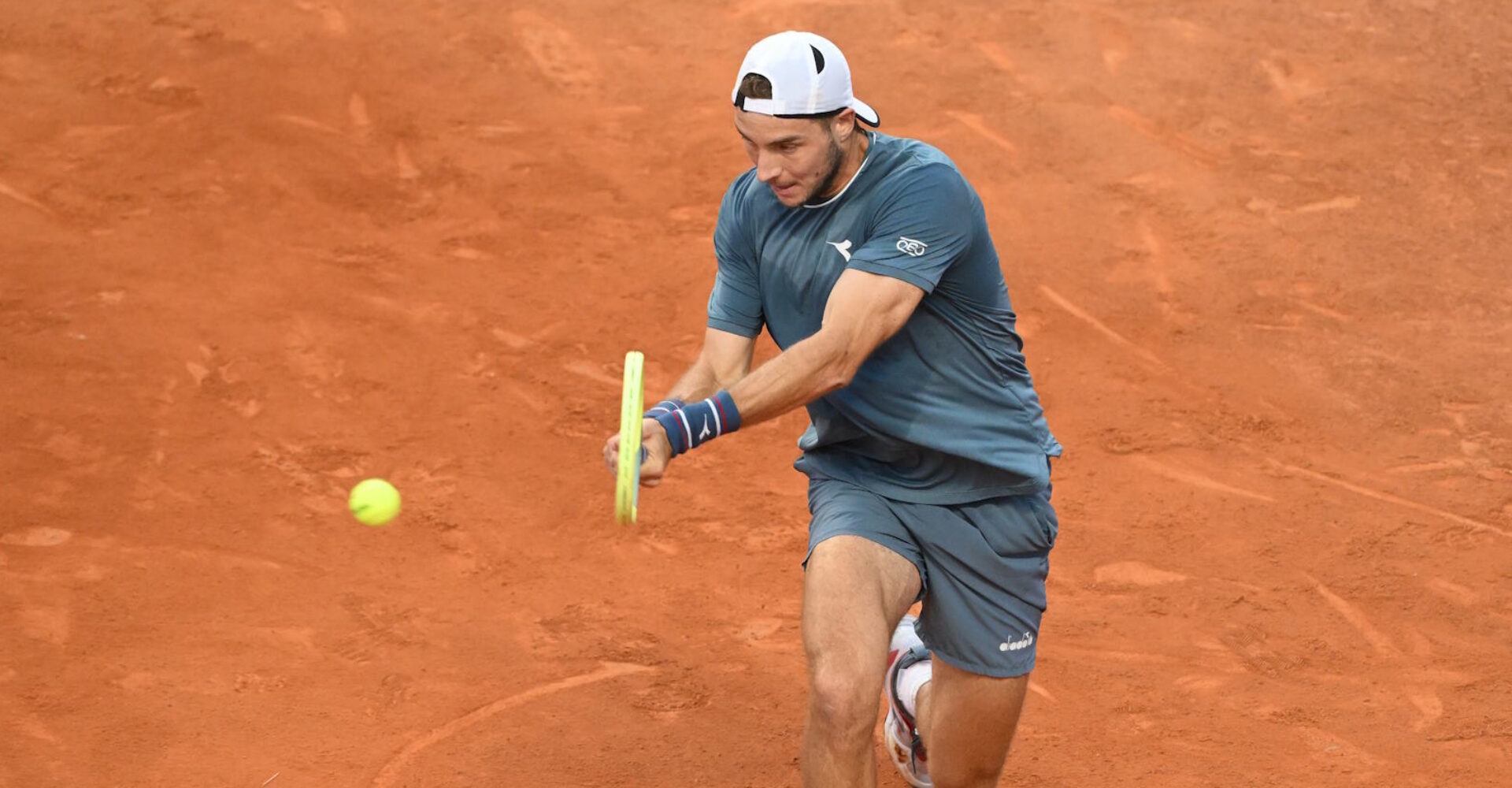 Struff beats Burruchaga to reach second round - Tennis Majors